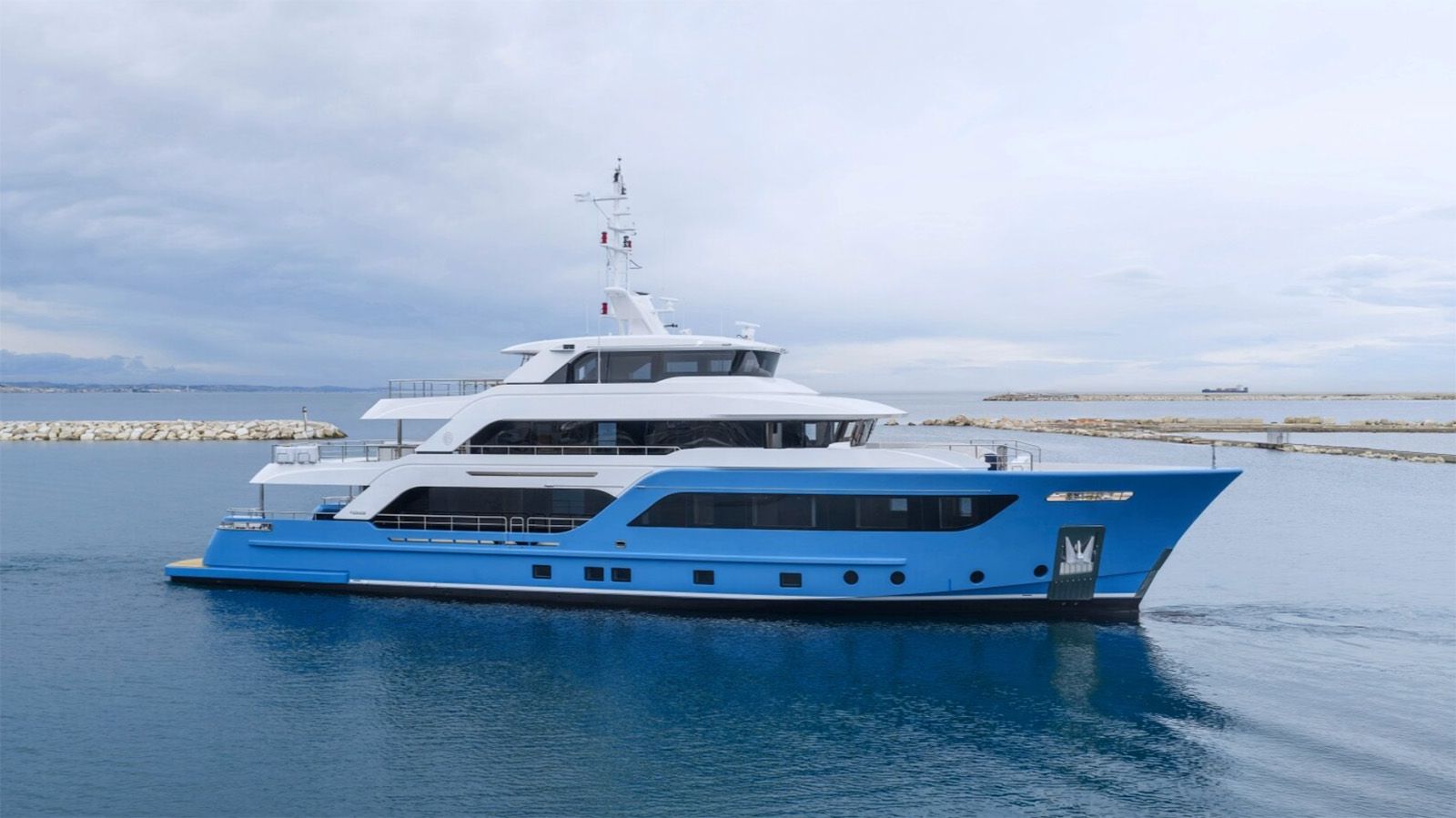 Brand new 39m Cantiere delle Marche motor yacht Presence sold